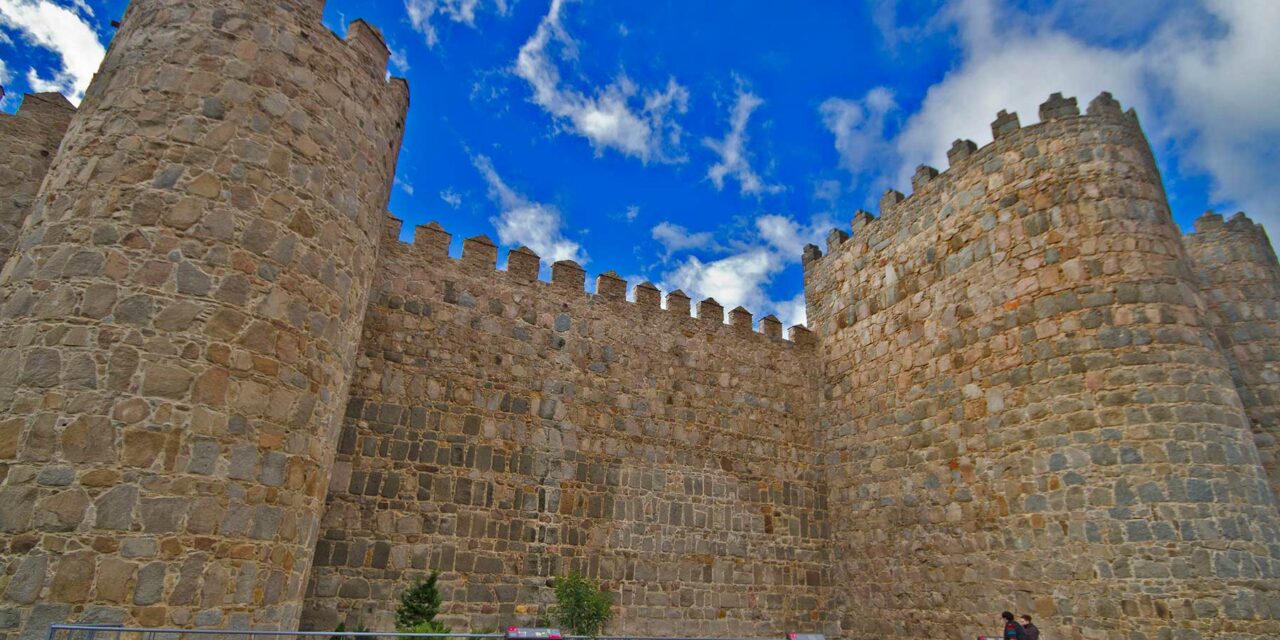 Las murallas de Ávila, casi mil años de historia - El Viajero Feliz