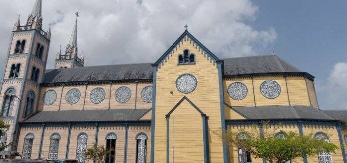 Qué ver en Surinam | 10 lugares turísticos imprescindibles